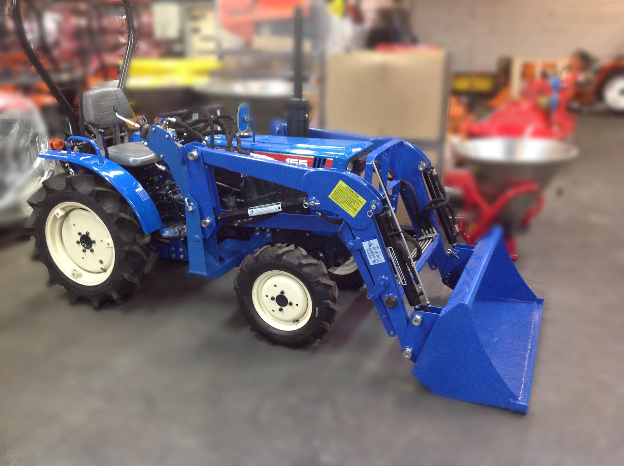 JP FRANCE - ISEKI TX155/1510 18CV 3cyl. 4RM + CHG TERRE NEUF JPLIT - Avec chargeur - Tracteurs ...